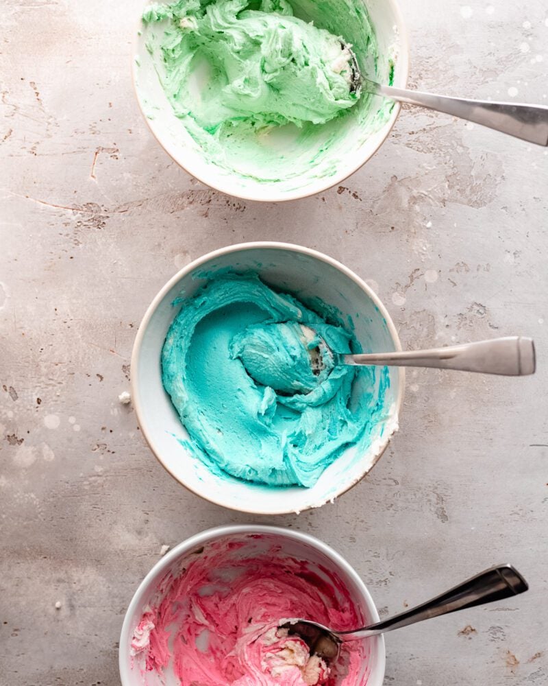 How to make a Watercolor Cake (with natural colors!) | The Banana Diaries