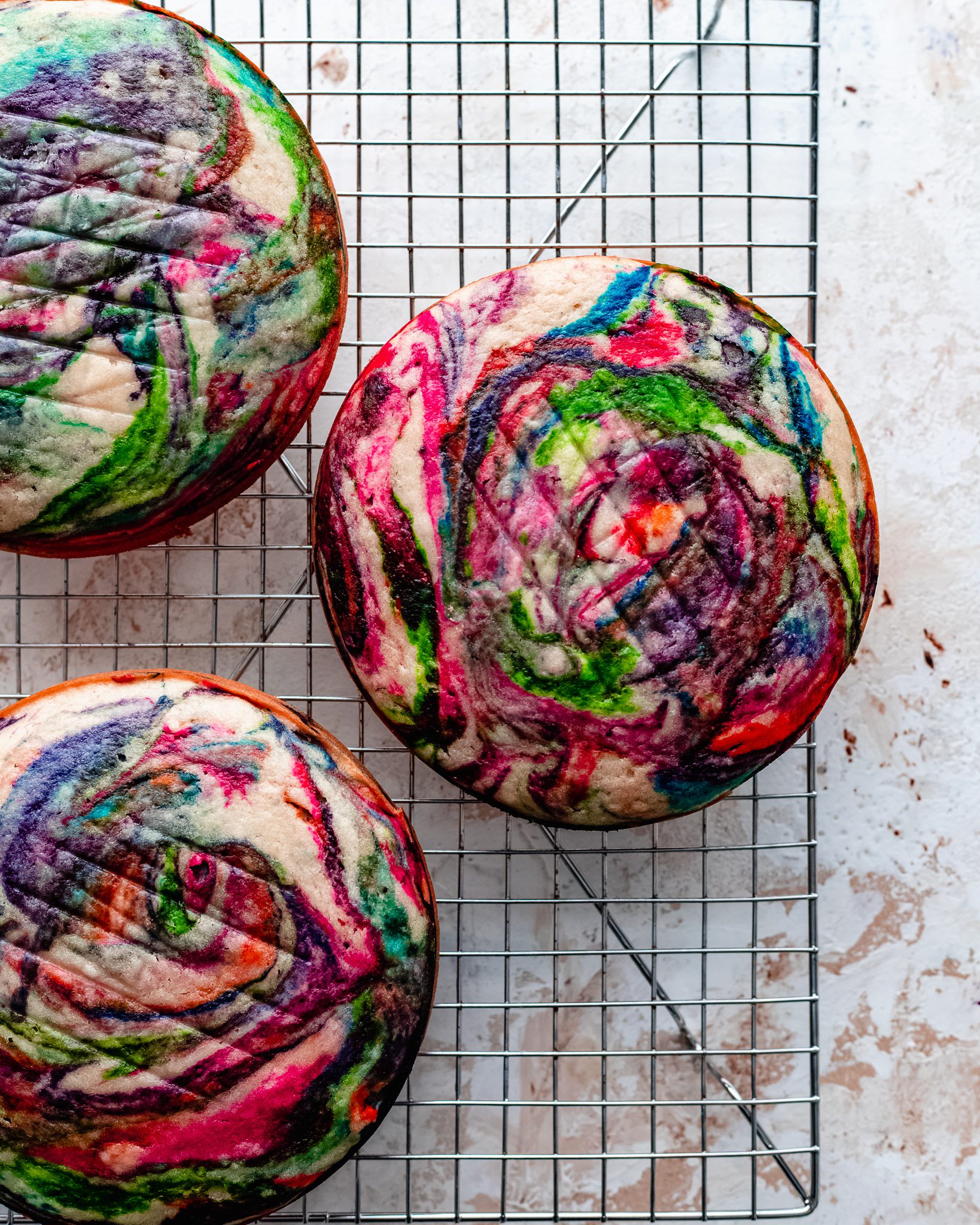 How to make a Rainbow Swirl Cake | The Banana Diaries