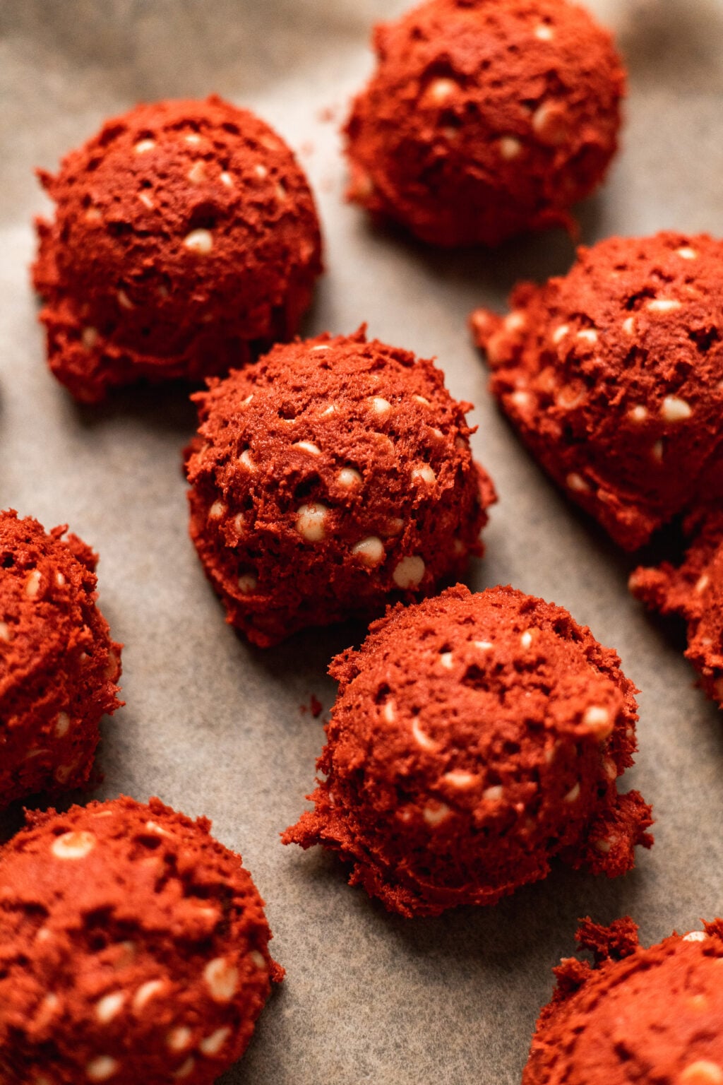Red Velvet Cookies with White Chocolate Chips (Vegan!) | The Banana Diaries