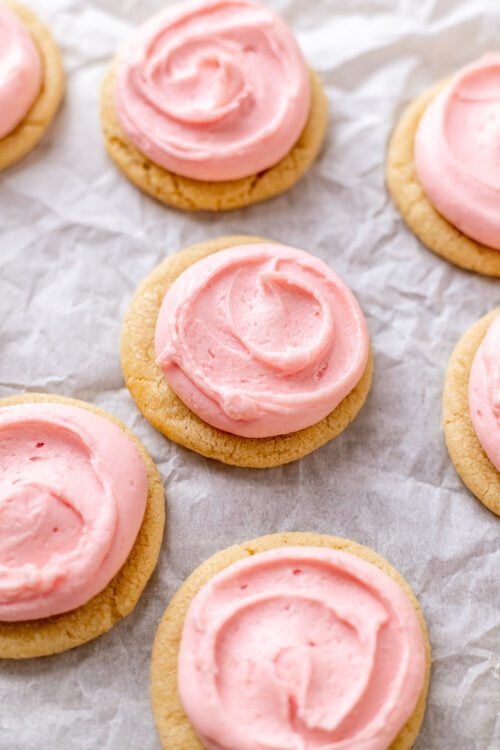 Quick & Easy Peppermint Meltaways with Peppermint Cream Cheese Frosting ...