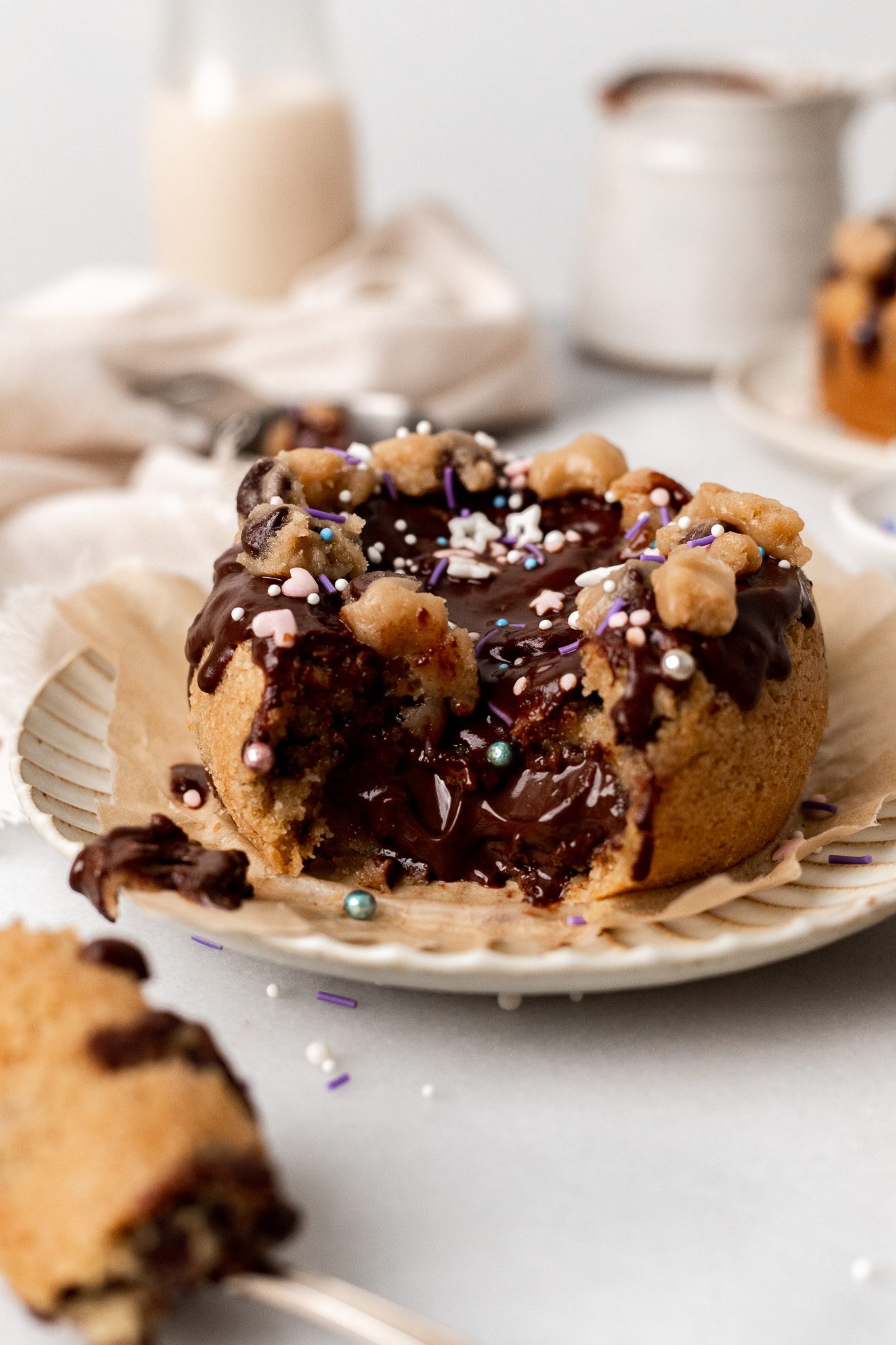 Molten Mini Vegan Chocolate Chip Cookie Cakes with Ganache Frosting (No ...