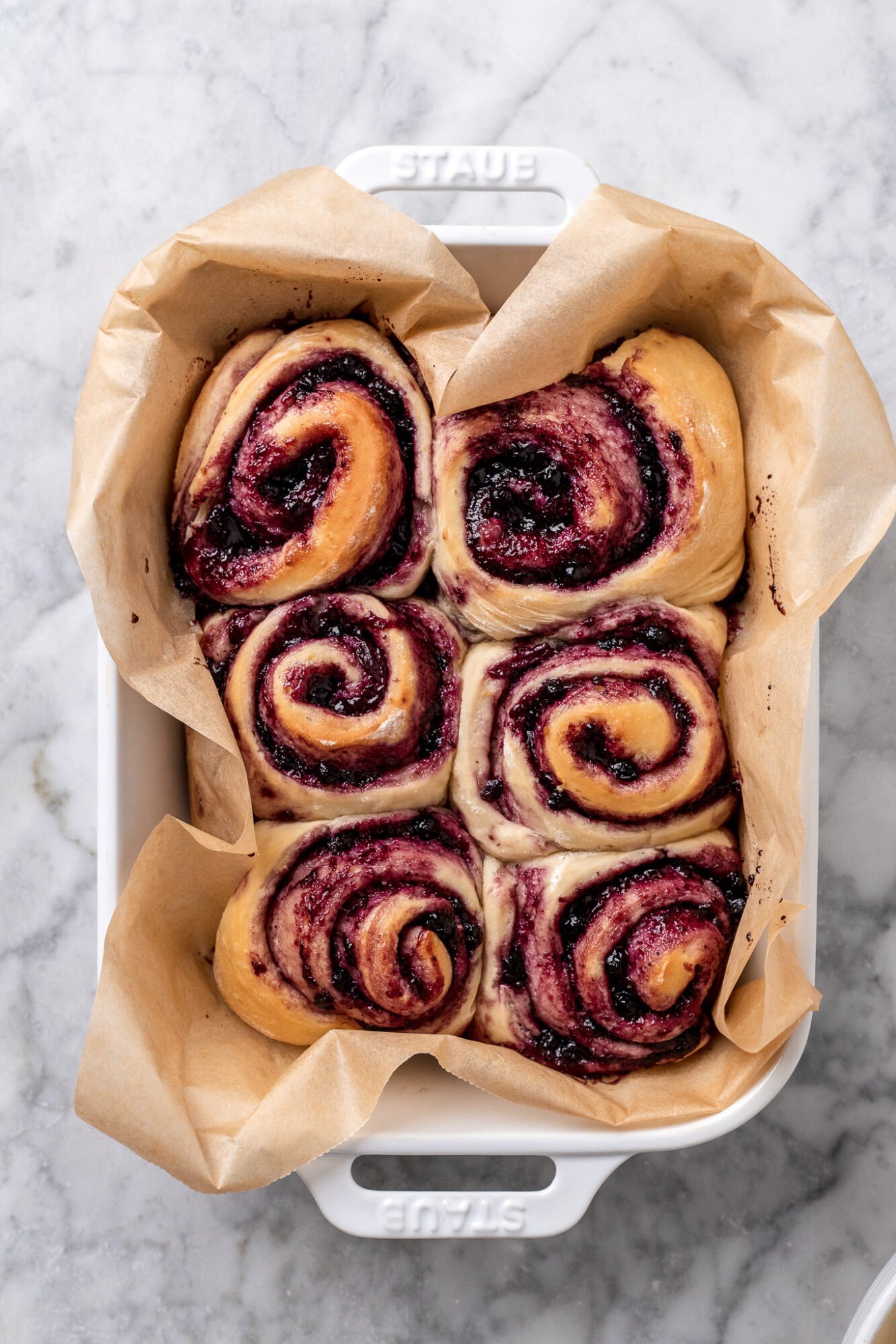 Small Batch Gooey Lemon Blueberry Cinnamon Rolls (Secretly Vegan ...
