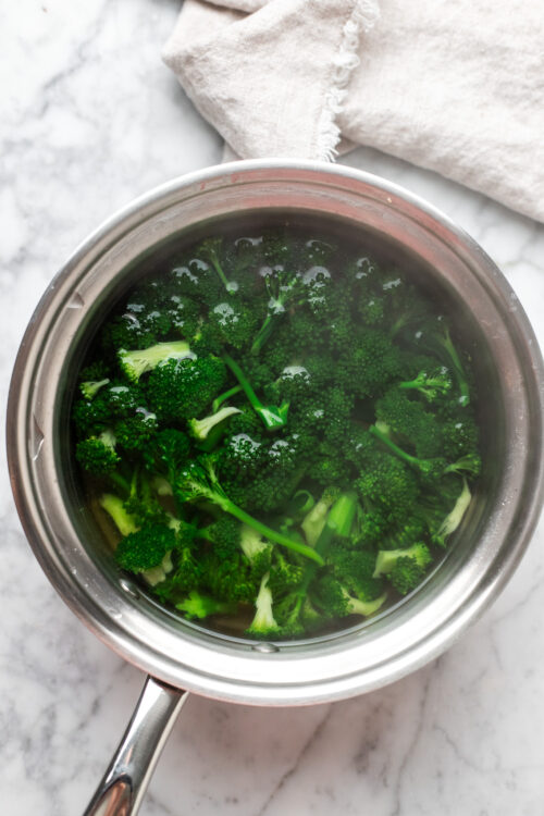 30 Minute Simple Pasta Con Broccoli Recipe- Dairy free! | The Banana ...