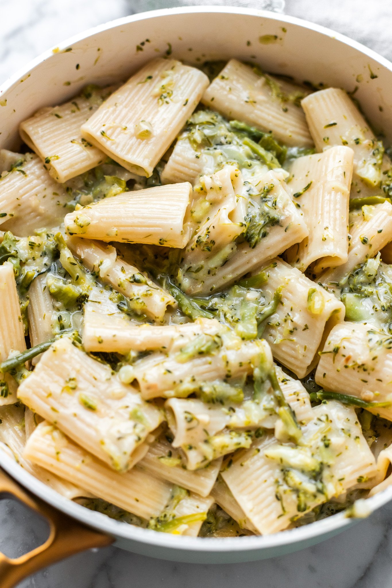 30 Minute Simple Pasta Con Broccoli Recipe- Dairy free! | The Banana ...