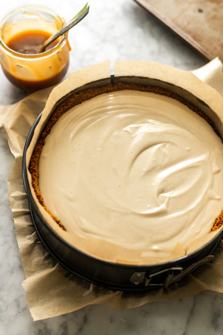Easy Ultra Creamy Vegan Salted Caramel Cheesecake - No nuts, no coconut ...