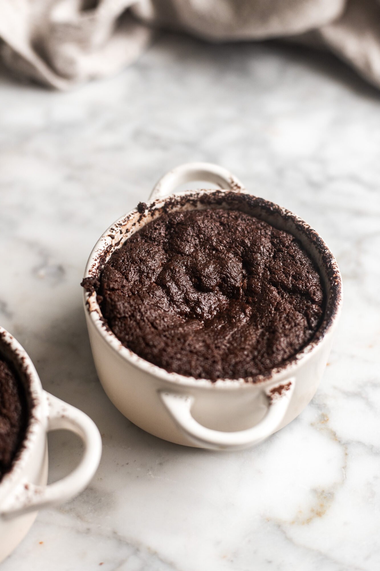 One Bowl 7 Ingredient Molten Vegan Lava Cakes for Two | The Banana Diaries