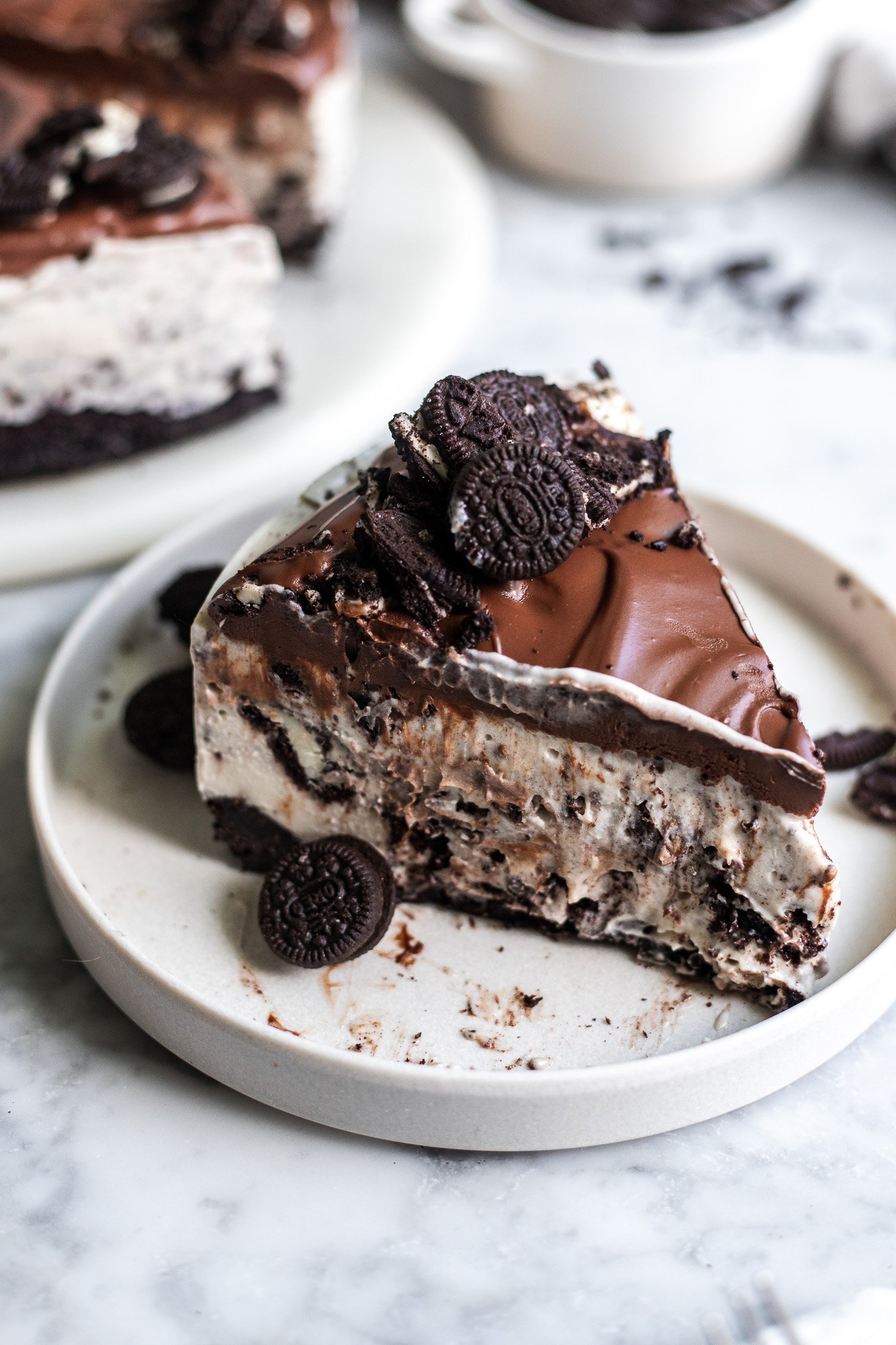 Easy No Bake Vegan Oreo Cheesecake - No Nuts, No Tofu! | The Banana Diaries